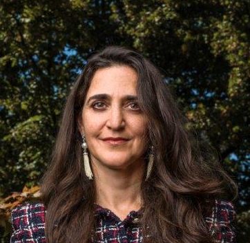 Elif Aktug - Building Bridges