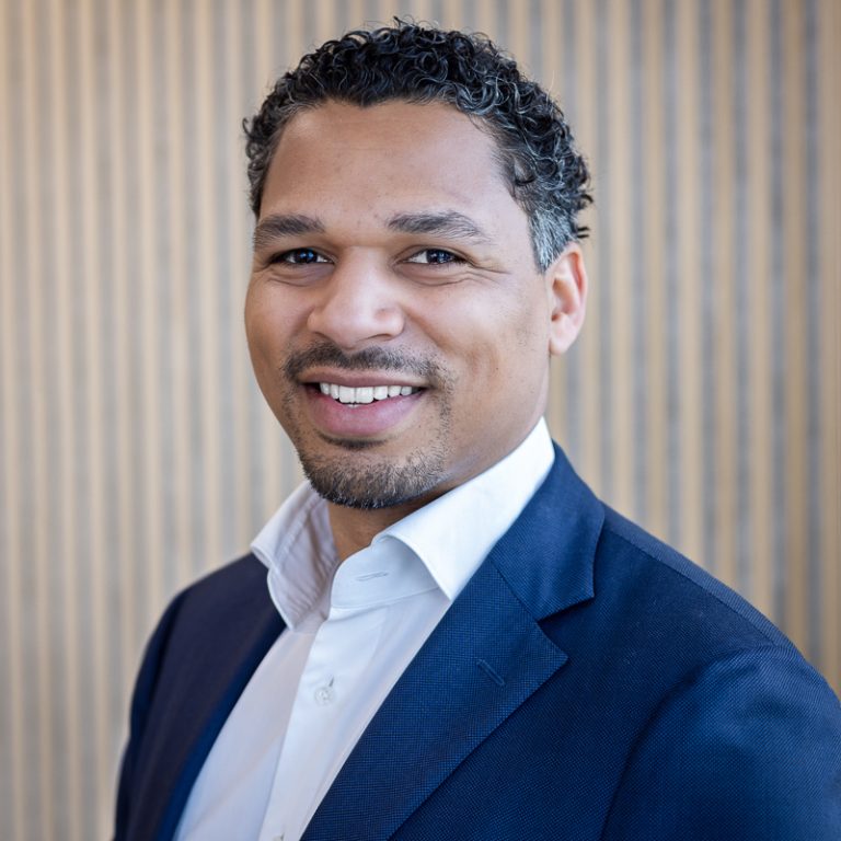 Aarno Keijzer - Building Bridges