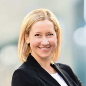 Alexandra Pastollnigg - Building Bridges