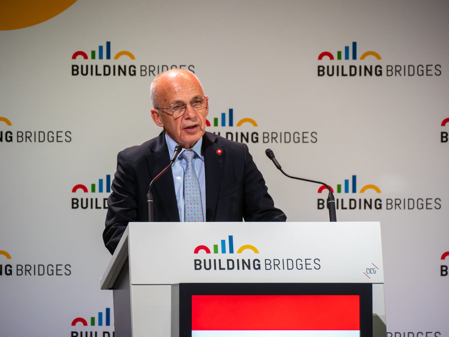 Building Bridges : Aligning Finance with Sustainability - Gallery