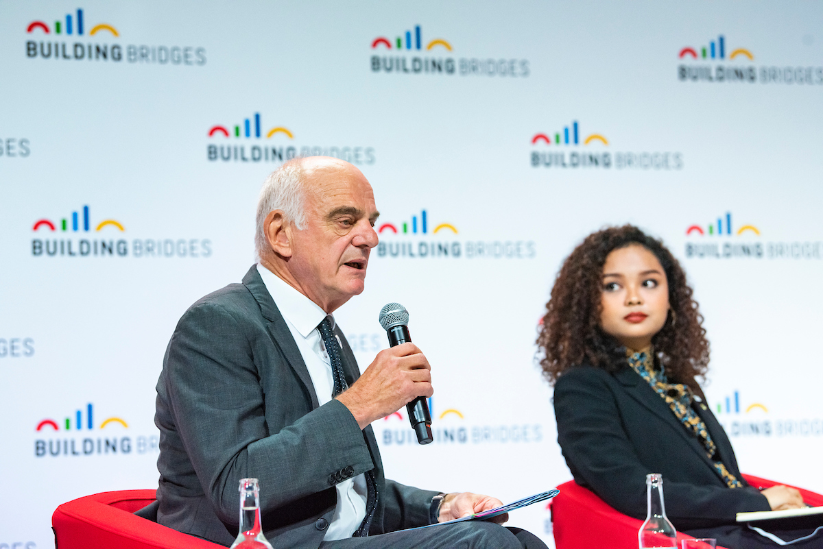 Building Bridges : Aligning Finance with Sustainability - 2022 Edition