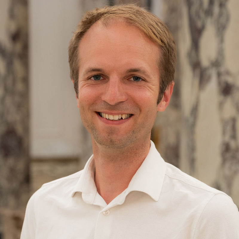 Casper Havinga - Building Bridges