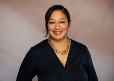 Dimple Sahni - Building Bridges