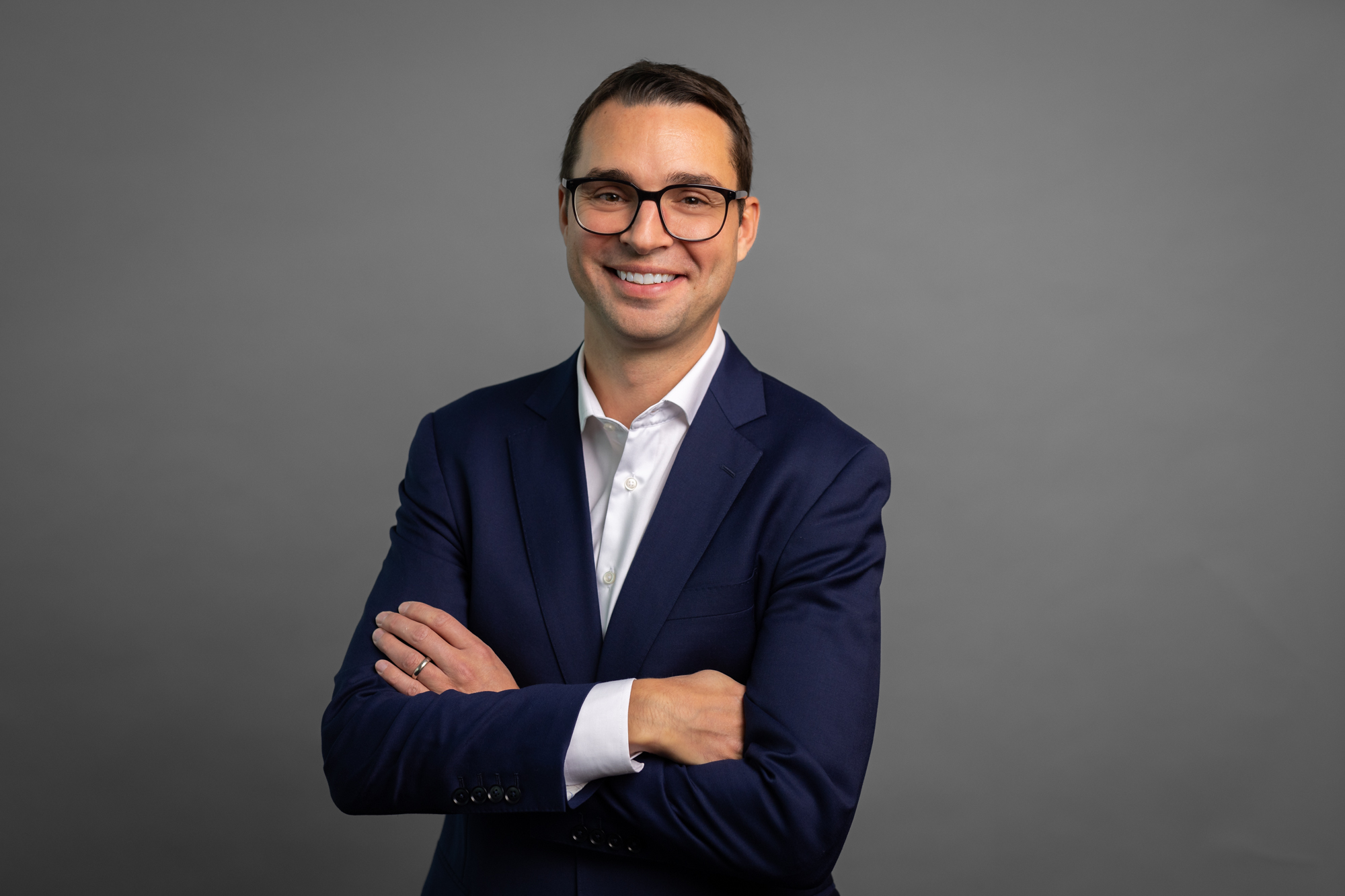 Fabio Oliveira - Building Bridges