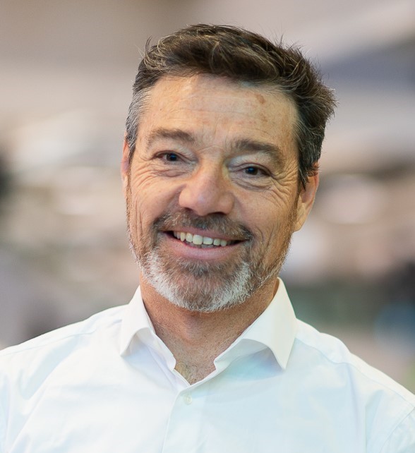 François Girod - Building Bridges