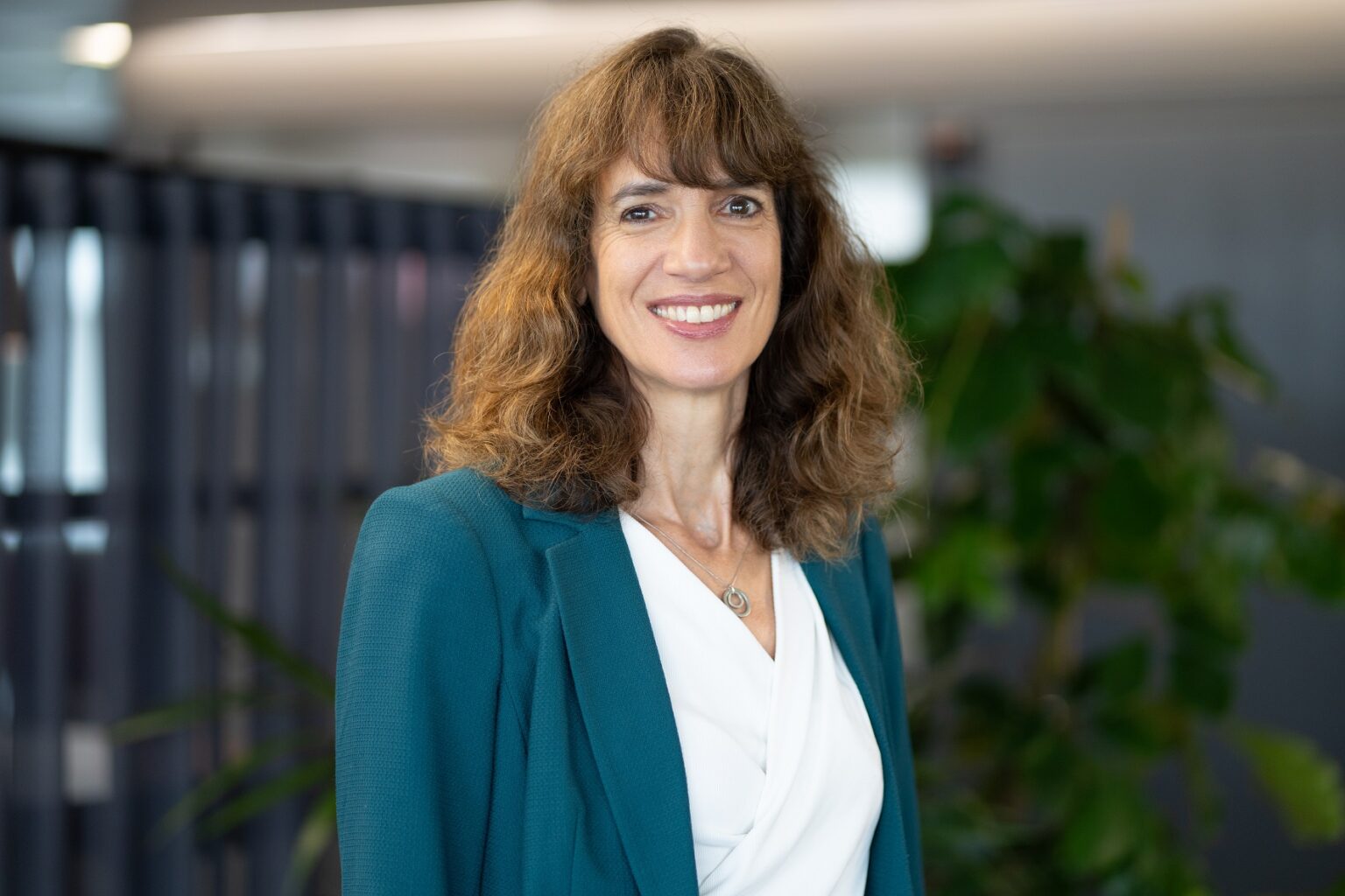 Marion Leslie - Building Bridges