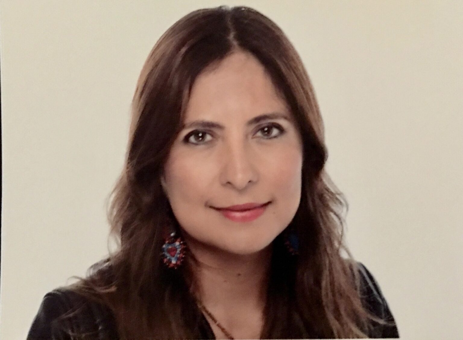 Paola Valencia - Building Bridges