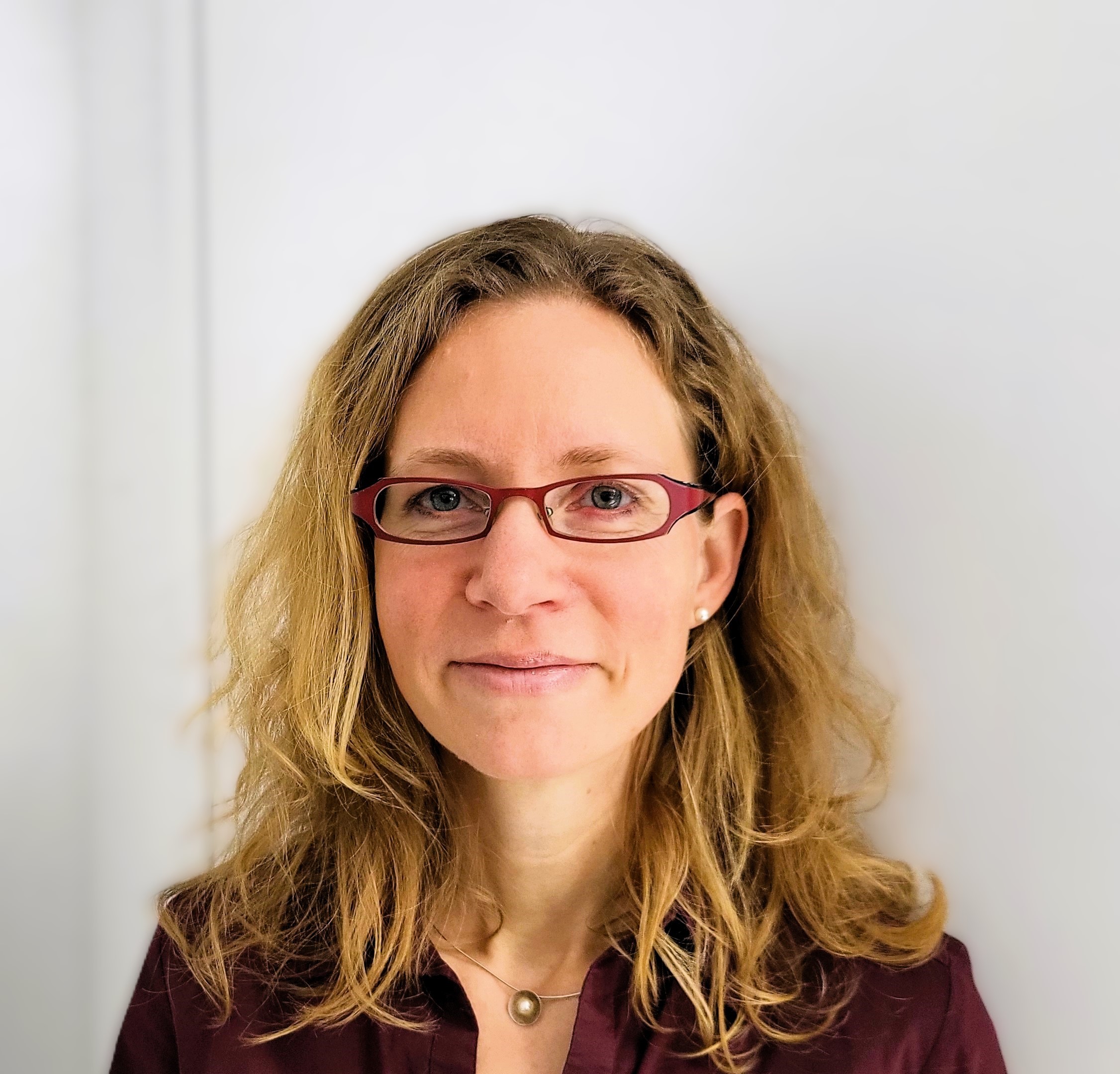 Sarah Conradt - Building Bridges